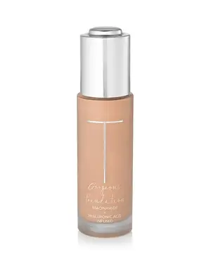 Trish Mcevoy Gorgeous Foundation - Shade