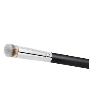 MAC COSMETICS 270s Concealer Brush