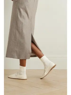 Johnstons Of Elgin Ribbed Cashmere-blend Socks - Neutrals