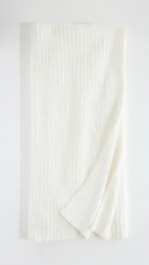 Barefoot Dreams Cozychic Ribbed Throw - Pearl