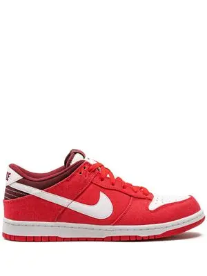 Nike Dunk Low Hyper Sneakers
