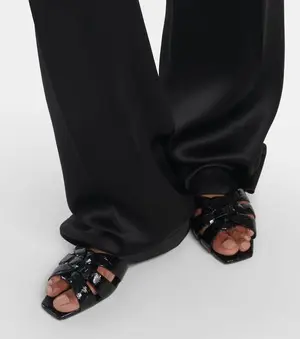 Saint Laurent Tribute Nu Pieds 05 Leather Slides - Black