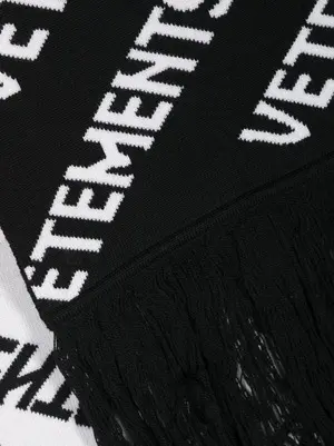 Vetements Logo-intarsia Merino Scarf