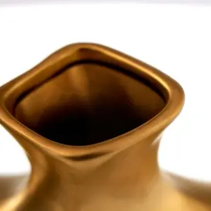 ARTERIORS Tilbury Vase - Gold