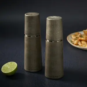 COLE & MASON Marlow Beech Wood Salt And Pepper Mills