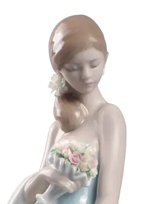 LLADRO Her Special Day Bride Porcelain Figurine