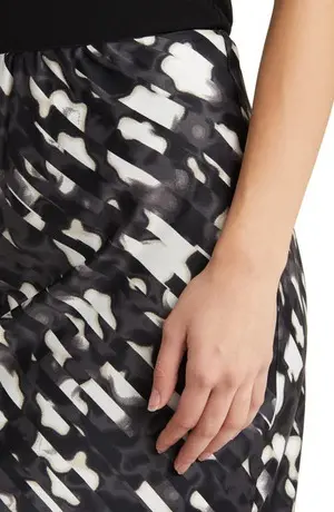 Vero Moda Merle Abstract Print Maxi Skirt
