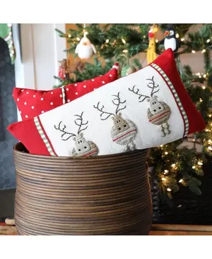 MELANGE COLLECTION Round Reindeer Holiday Throw Pillow, 10 X 20