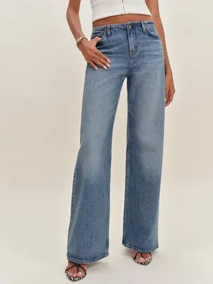 REFORMATION Cary Low Rise Wide Leg Jeans - Blue