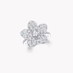 Graff Wild Flower Large Pavé Diamond Ring - White Gold