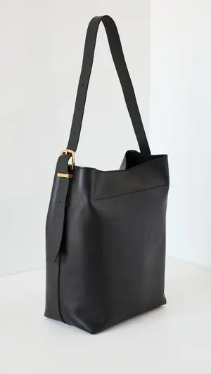 Madewell Leather Bucket Tote - True Black