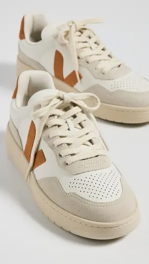 VEJA V-90 Sneakers - Extra White Umber