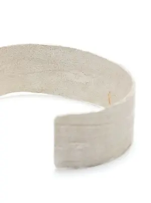 DETAJ Textured Cuff Bracelet
