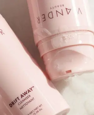 WANDER BEAUTY Drift Away Cleanser