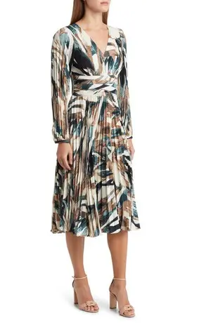 QUINCY MAE Pleated Long Sleeve Satin Midi Dress