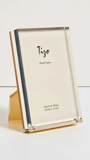 TIZO DESIGN Lucite Frame W/easel Back 4x6