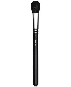 MAC COSMETICS 109s Small Contour Brush