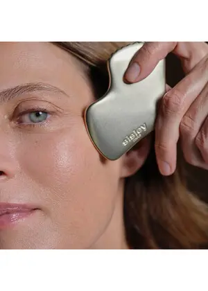 Sisley Supremÿa Anti-aging Fluid - At Night