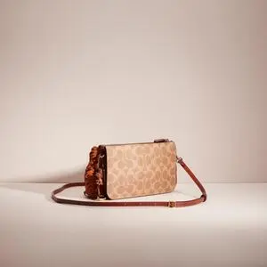 COACH Upcrafted Noa Pop Up Messenger