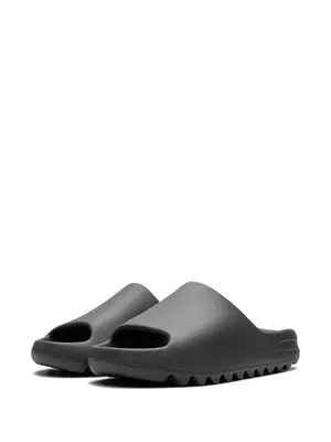 Adidas Yeezy Granite Slides - Grey