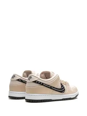 Nike Dunk Low Albino & Preto Jiu Jitsu Sneakers - Neutrals
