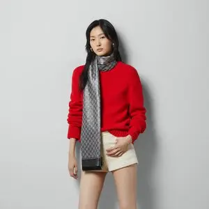 Gucci Gg Wool Jacquard Shawl - Grey