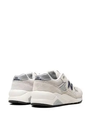 NEW BALANCE 580 Sneakers - White