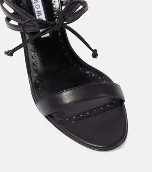 Manolo Blahnik Bomasan 90 Leather Mules