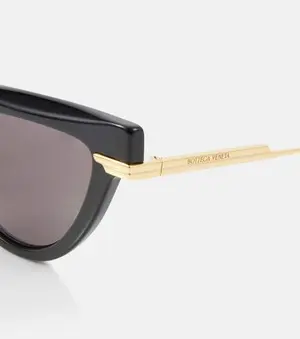 Bottega Veneta Cat-eye Sunglasses - Black
