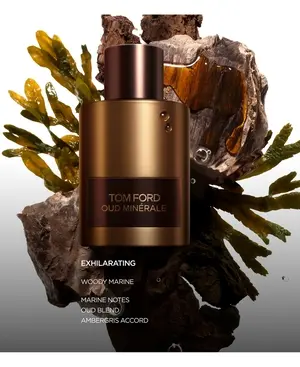 TOM FORD Oud Minerale Spray
