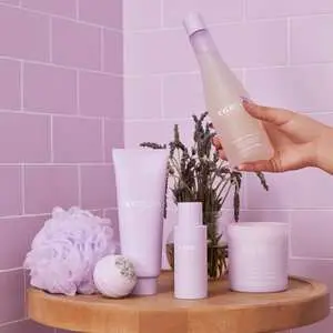 KYLIE COSMETICS Lavender Bubble Bath