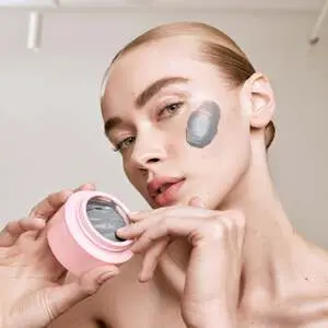 KYLIE COSMETICS Detox Face Mask