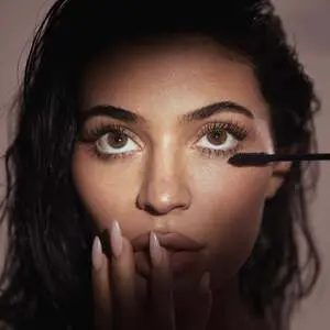 KYLIE COSMETICS Mini Kylash Volume Mascara - One-color