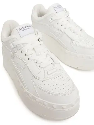 Valentino Garavani Freedots Xl Leather Sneakers - White