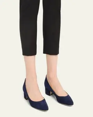Manolo Blahnik Lista Suede Pumps - Navy