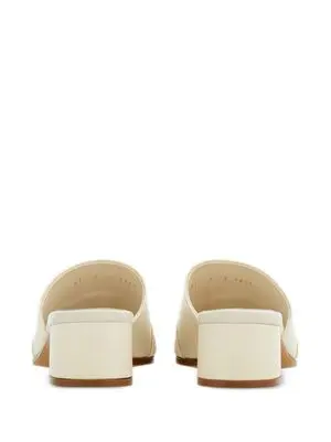 FERRAGAMO 40mm Vara Sandals