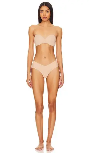 Natori Pure Luxe Strapless Contour Underwire Bra In Nude - Cafe