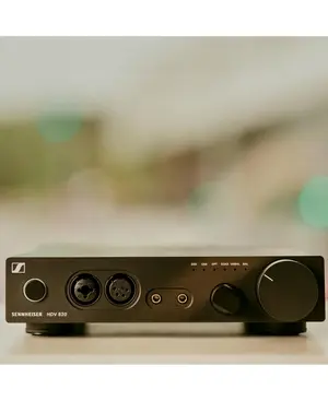 SENNHEISER Hdv 820 Digital Headphone Amplifier