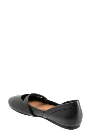 SOFTWALK® Samara Flat - Black