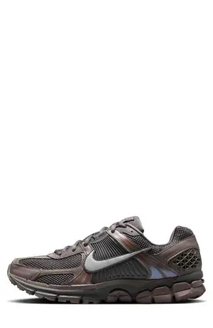 Nike Zoom Vomero Sneakers - Cave Stone/ Metallic Silver