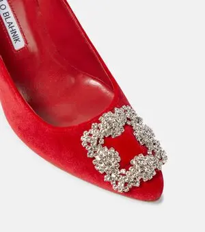 Manolo Blahnik Hangisi Velvet Pumps - Red