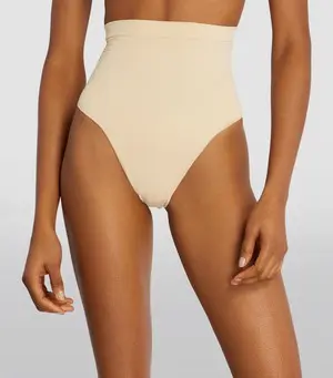SKIMS Seamless Sculpt High-waist Thong