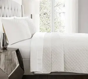 LUSH DECOR Ava Diamond Quilt Off White 3pc Set Ull/queen