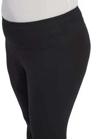 Lyssé Ntials Flattering Leggings - Black