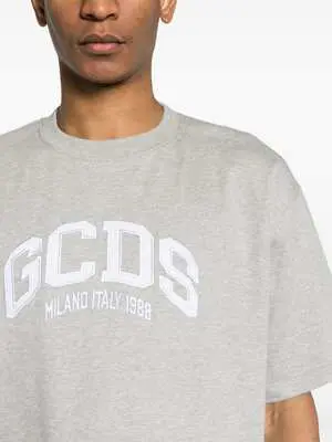 Gcds Logo-patch Cotton T-shirt