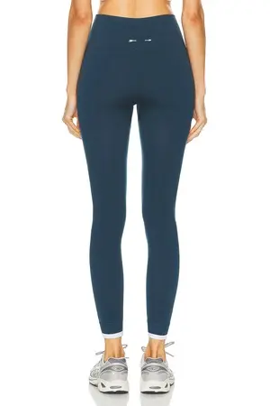 The Upside Form Seamless 25in Midi Pant