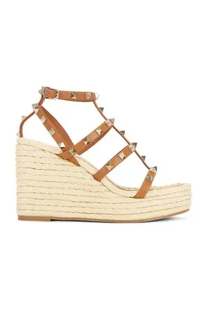 Valentino Garavani Valentino Garavani Rockstud Espadrille Wedge Almond Beige & Naturale