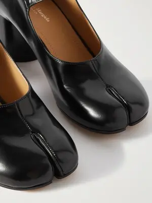 MAISON MARGIELA Tabi Split-toe Glossed-leather Mary Jane Pumps