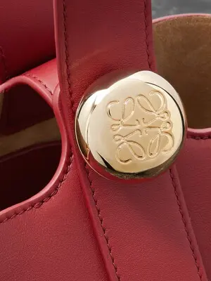 Loewe Pebble Leather Tote - Red