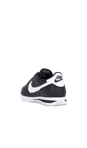 Nike Cortez - Black & White